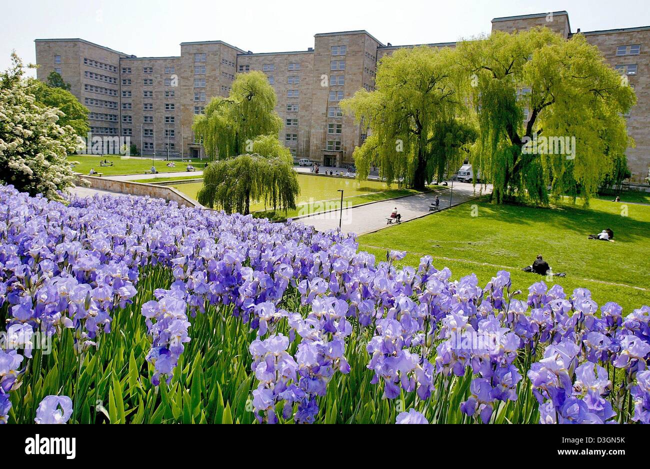 (dpa) - View of the campus of the Johann Wolfgang Goethe University in ...