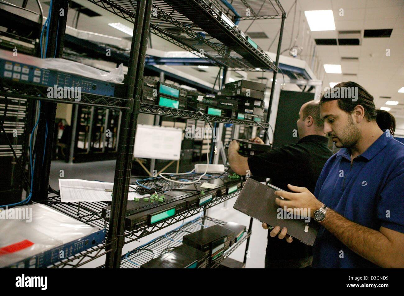 Radio broadcasting in greece hi-res stock photography and images - Alamy