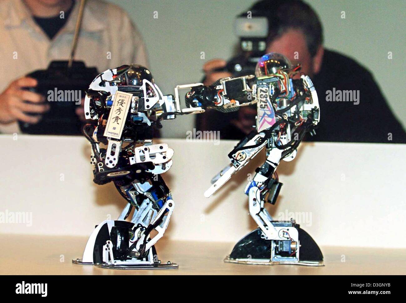 Human Like Robot Robots High Resolution Stock Photography and Images ...