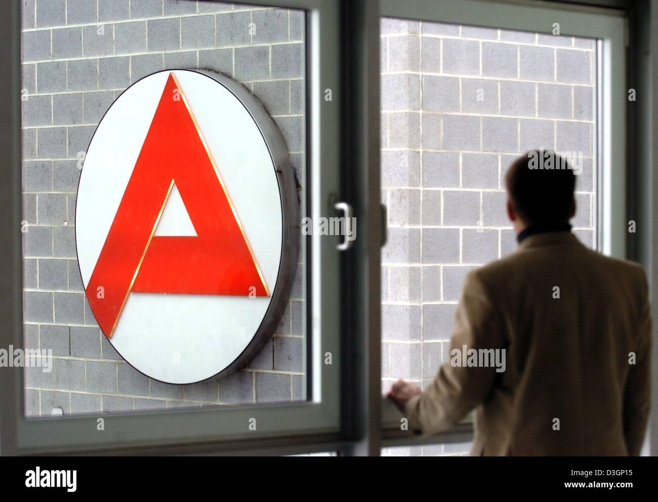 Arbeitsamt hi-res stock photography and images - Alamy