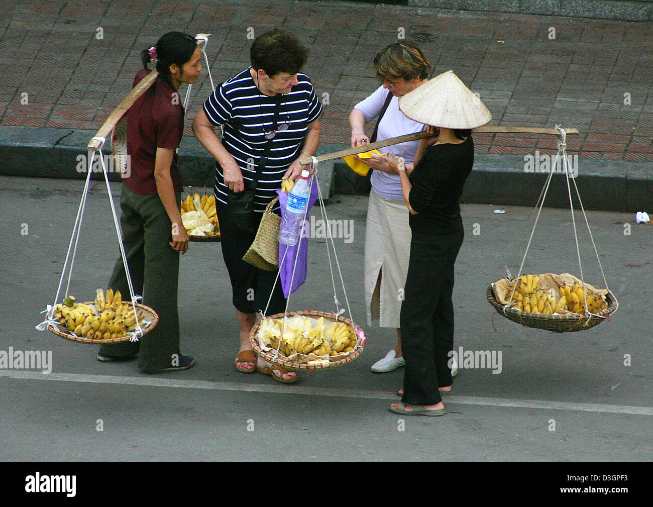 Costermonger hi-res stock photography and images - Alamy
