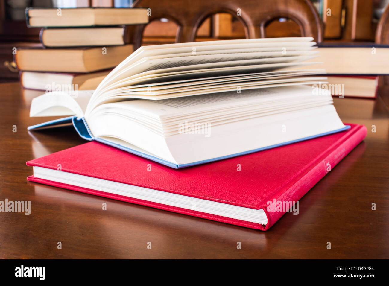 Different sized wood hi-res stock photography and images - Alamy