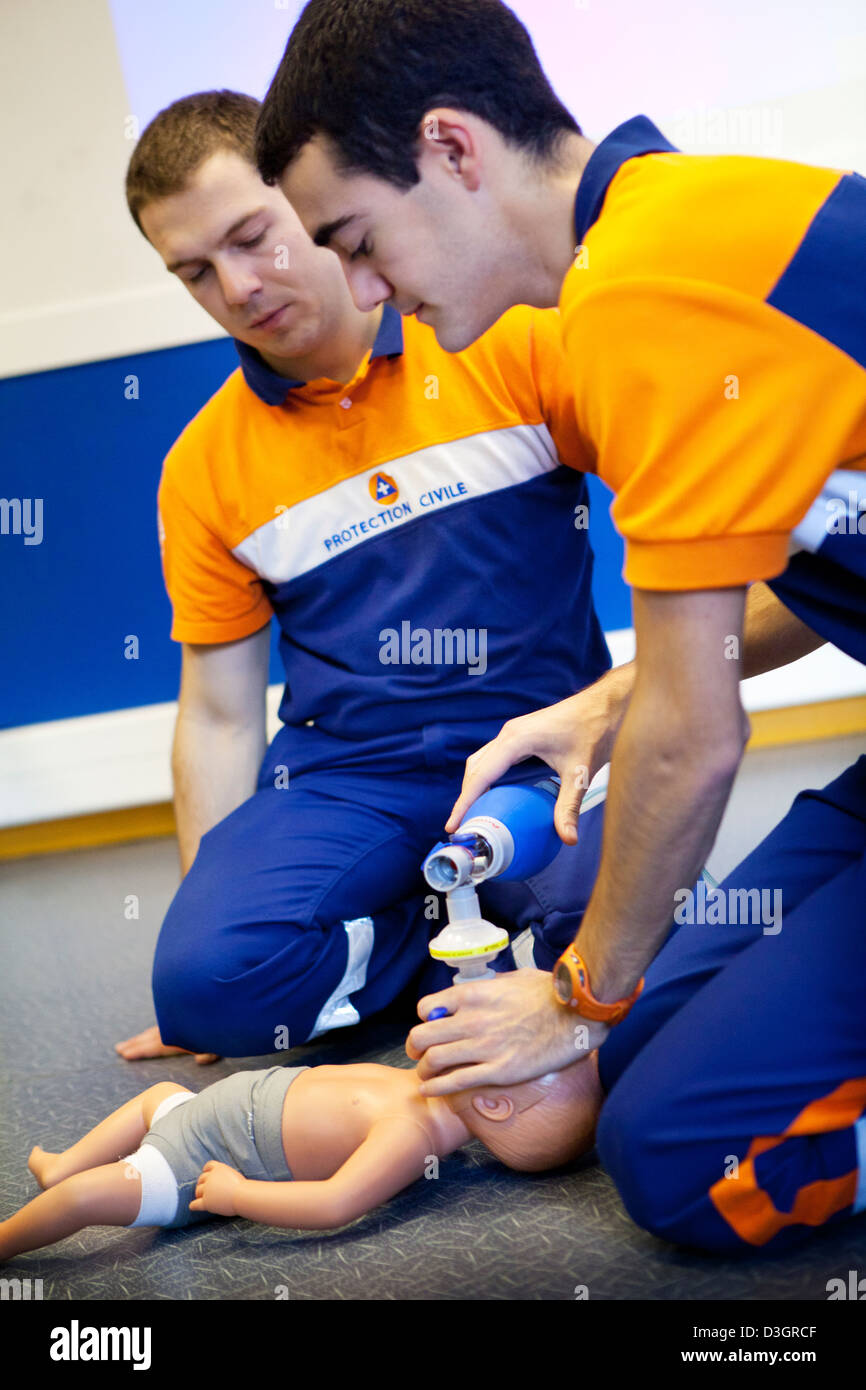 First aid for babies hi-res stock photography and images - Alamy