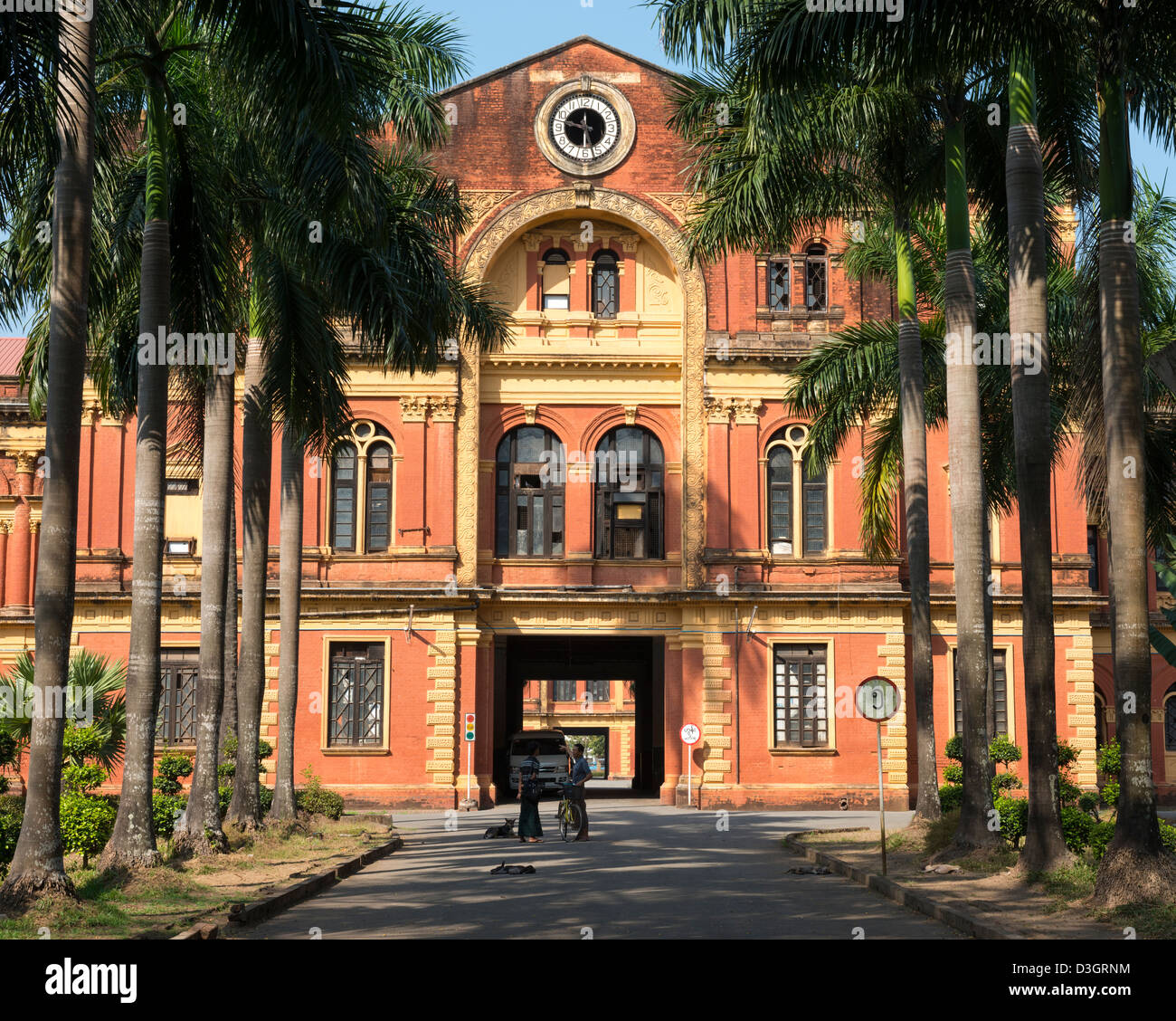 Rangoon colonial hi-res stock photography and images - Alamy