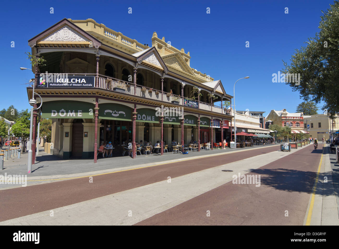 Fremantle cafes hi-res stock photography and images - Alamy