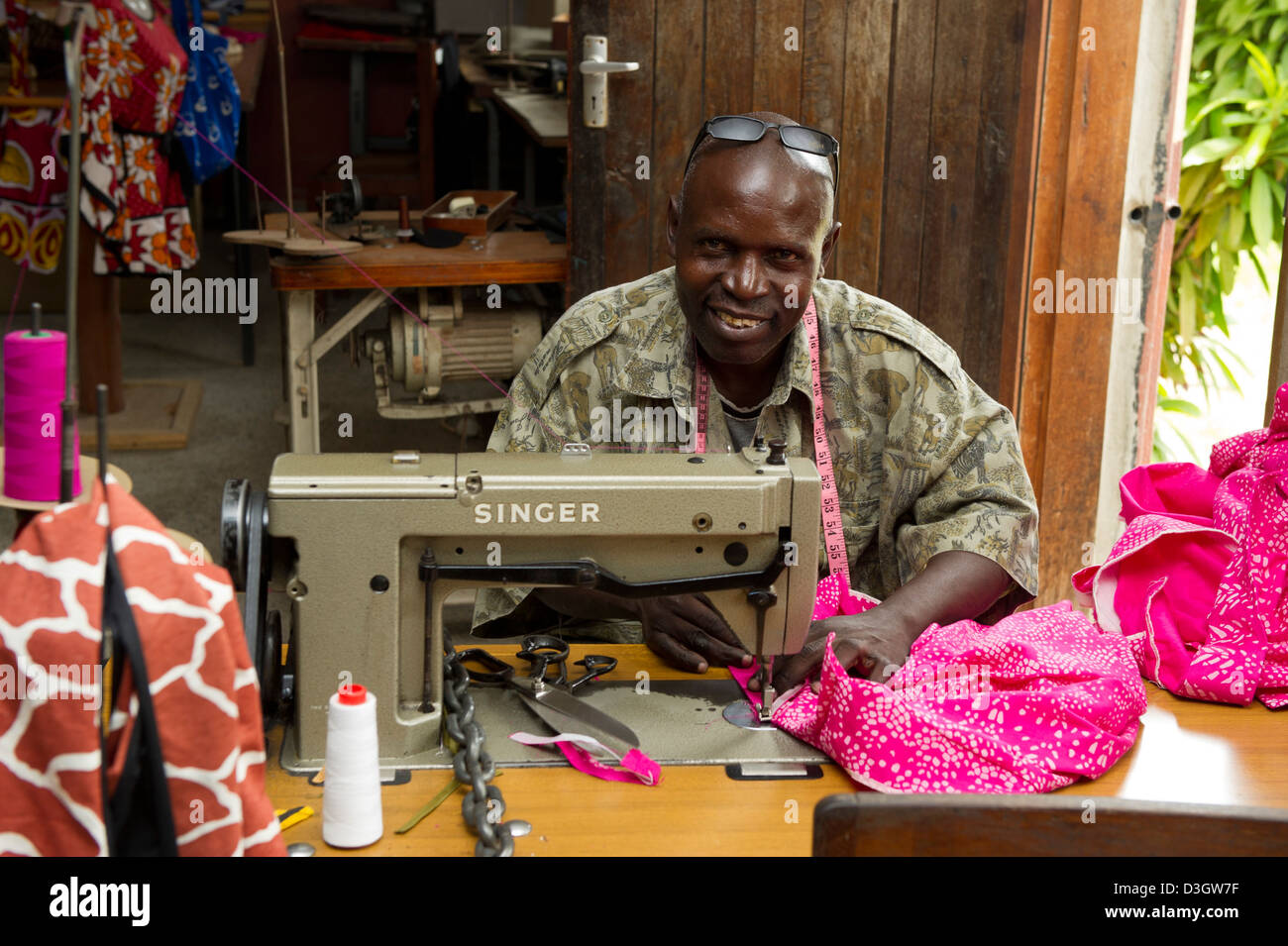 Kenyan Crafts High Resolution Stock Photography and Images - Alamy