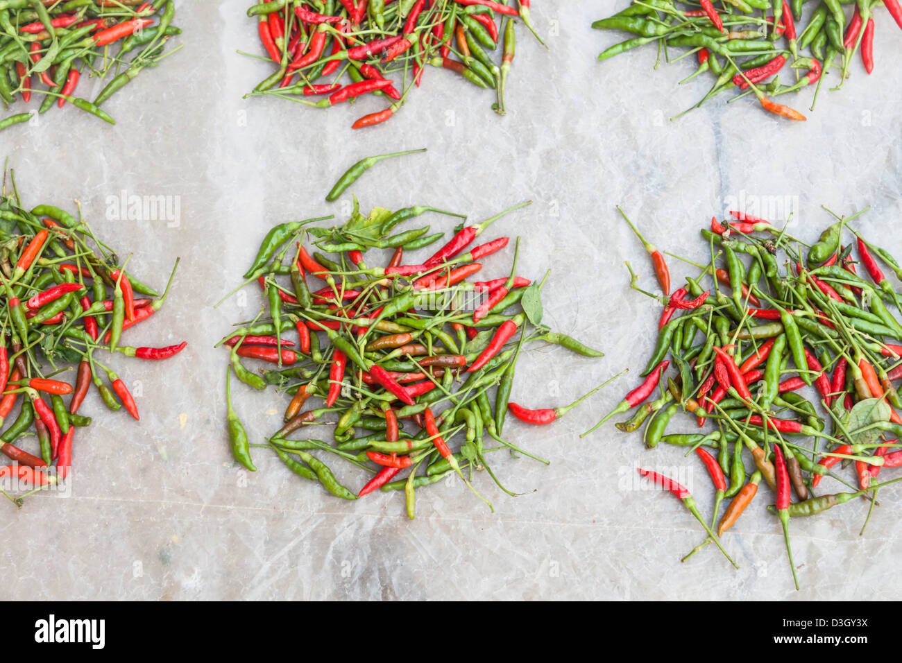 Peppers lots hi-res stock photography and images - Alamy