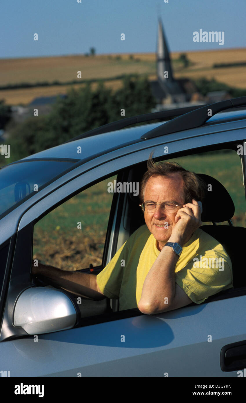 Inattentive driver hi-res stock photography and images - Alamy