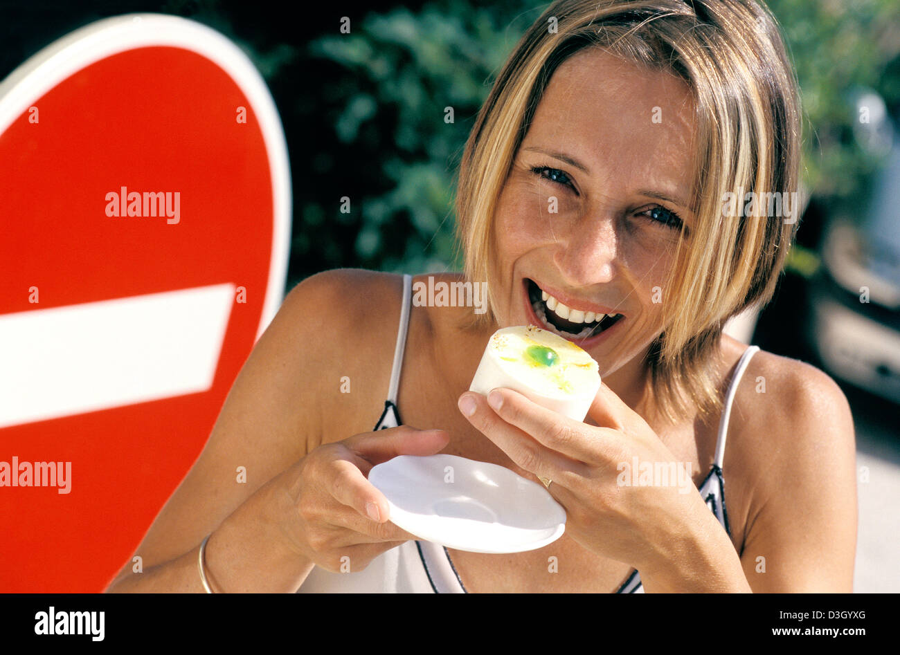 Snacking delight hi-res stock photography and images - Alamy