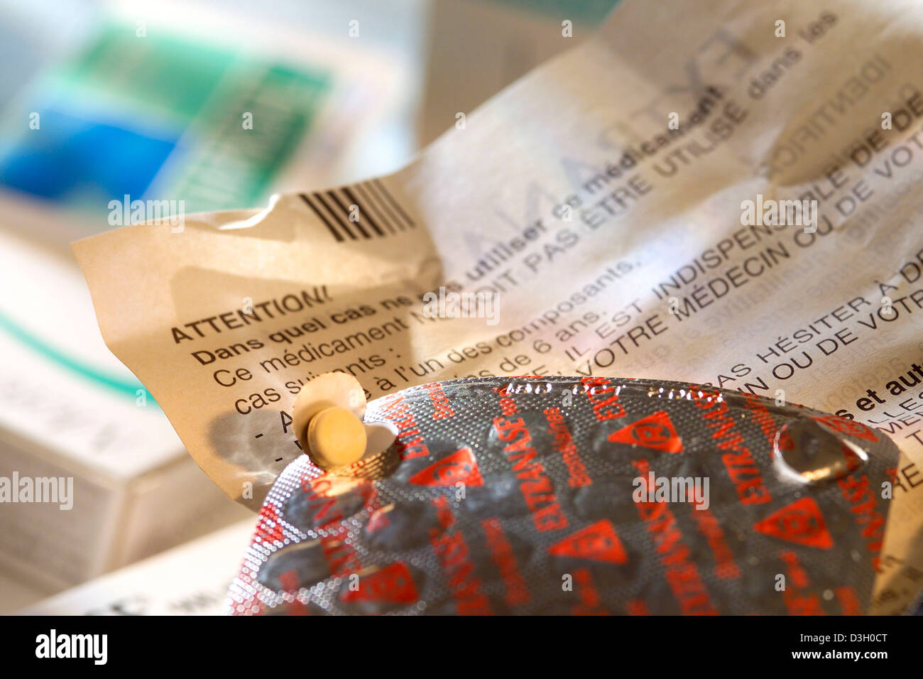 Pharmacological form hi-res stock photography and images - Alamy