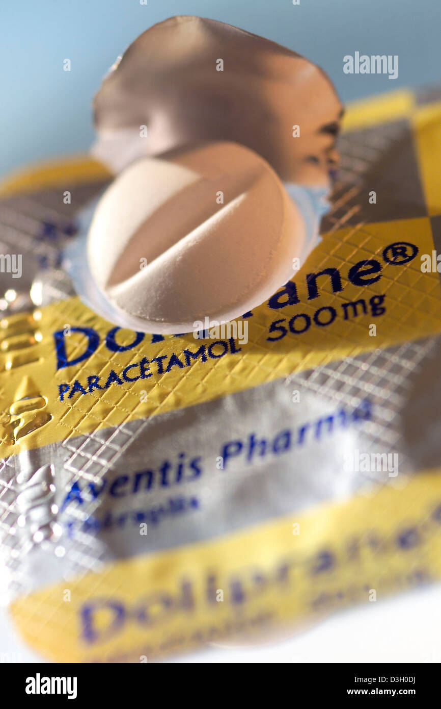 Doliprane pills hi-res stock photography and images - Alamy