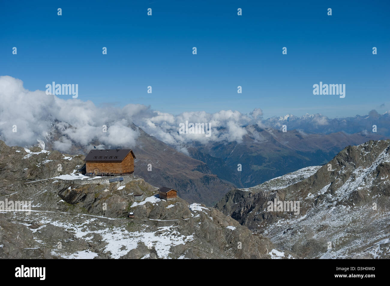 Val Senales, Italy, Szczecin hut on the Merano Hoehenweg in Pfossental ...
