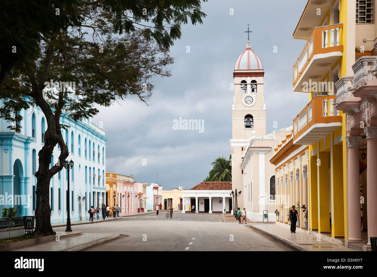 Catedral de Bayamo / Church of Iglesia del Santísimo Salvador in Bayamo ...