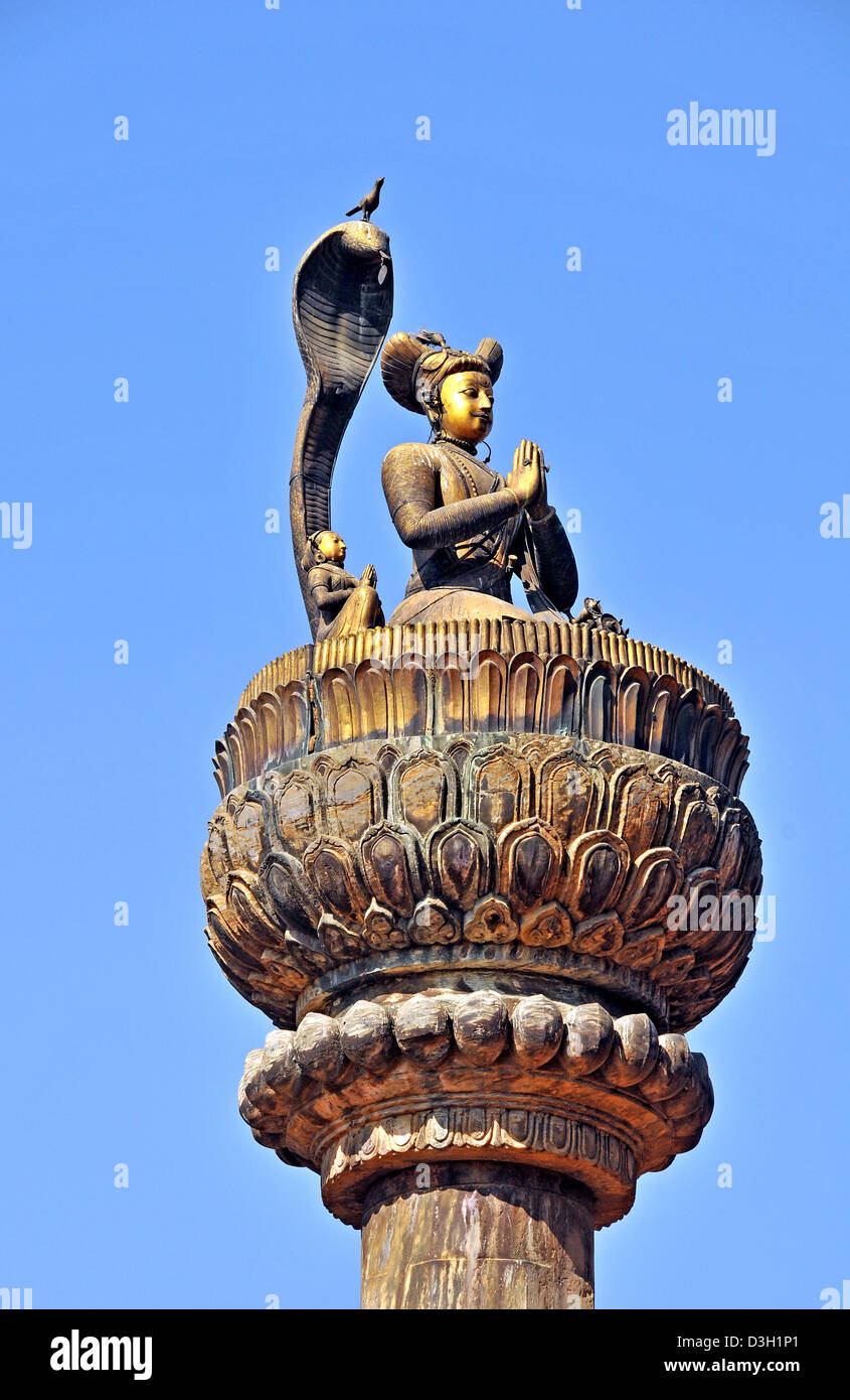 Yoganarendra Malla king statue, Durbar square, Patan, Nepal Stock Photo ...