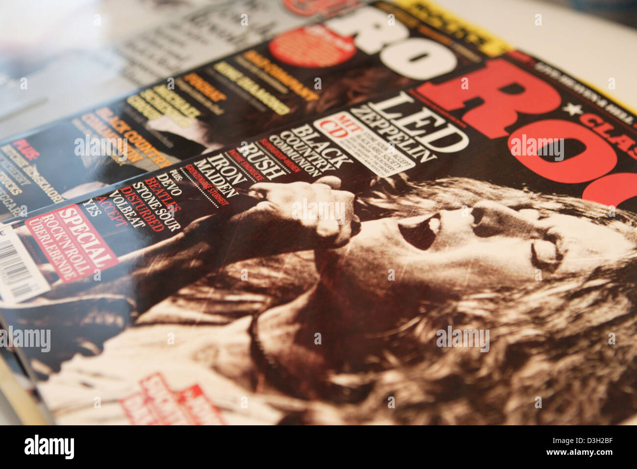 Rock magazine cover hi-res stock photography and images - Alamy