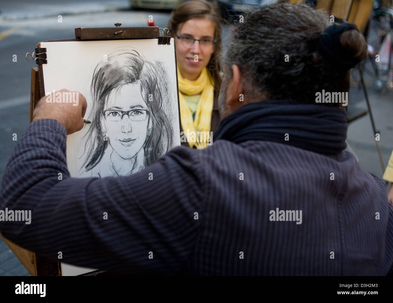 Barcelona, Spain, portrait painters on La Rambla Stock Photo - Alamy