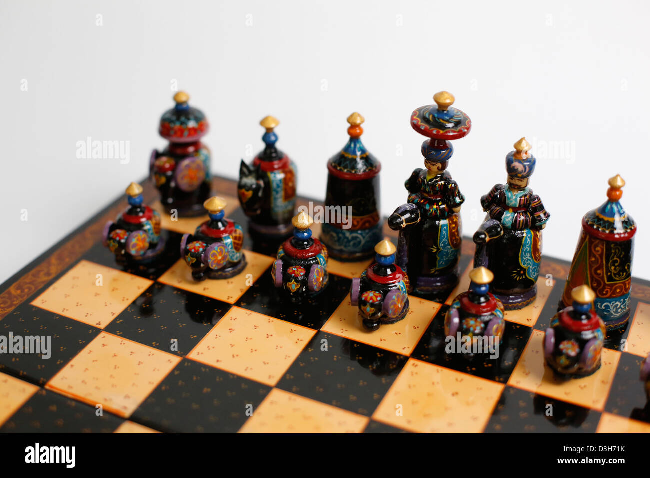 Ornate chess set hi-res stock photography and images - Alamy