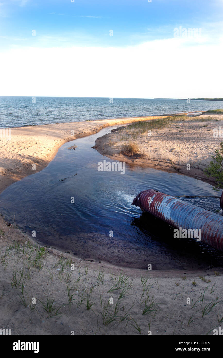 Drain beach hi-res stock photography and images - Alamy