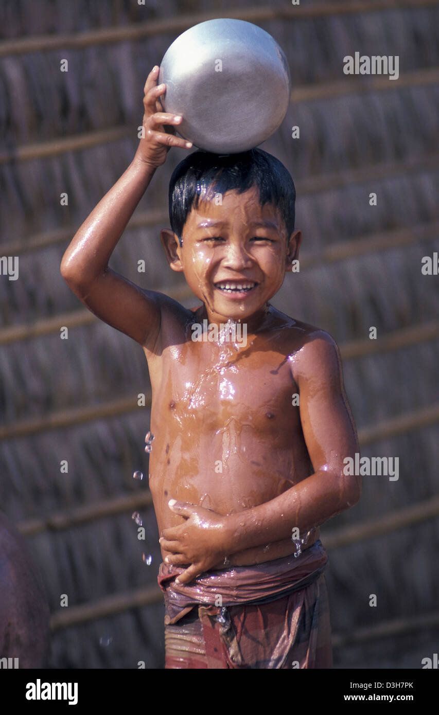 Cambodia water children play hi-res stock photography and images - Alamy