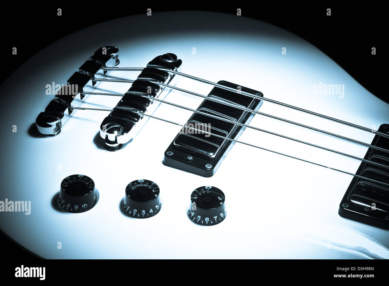 Fingerboard electric bass hi-res stock photography and images - Alamy