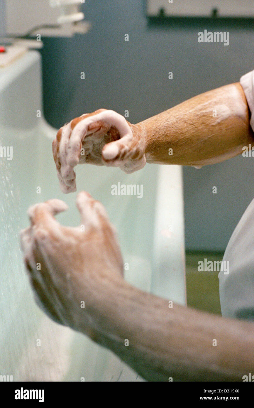 HAND WASHING IN HOSPITAL Stock Photo - Alamy