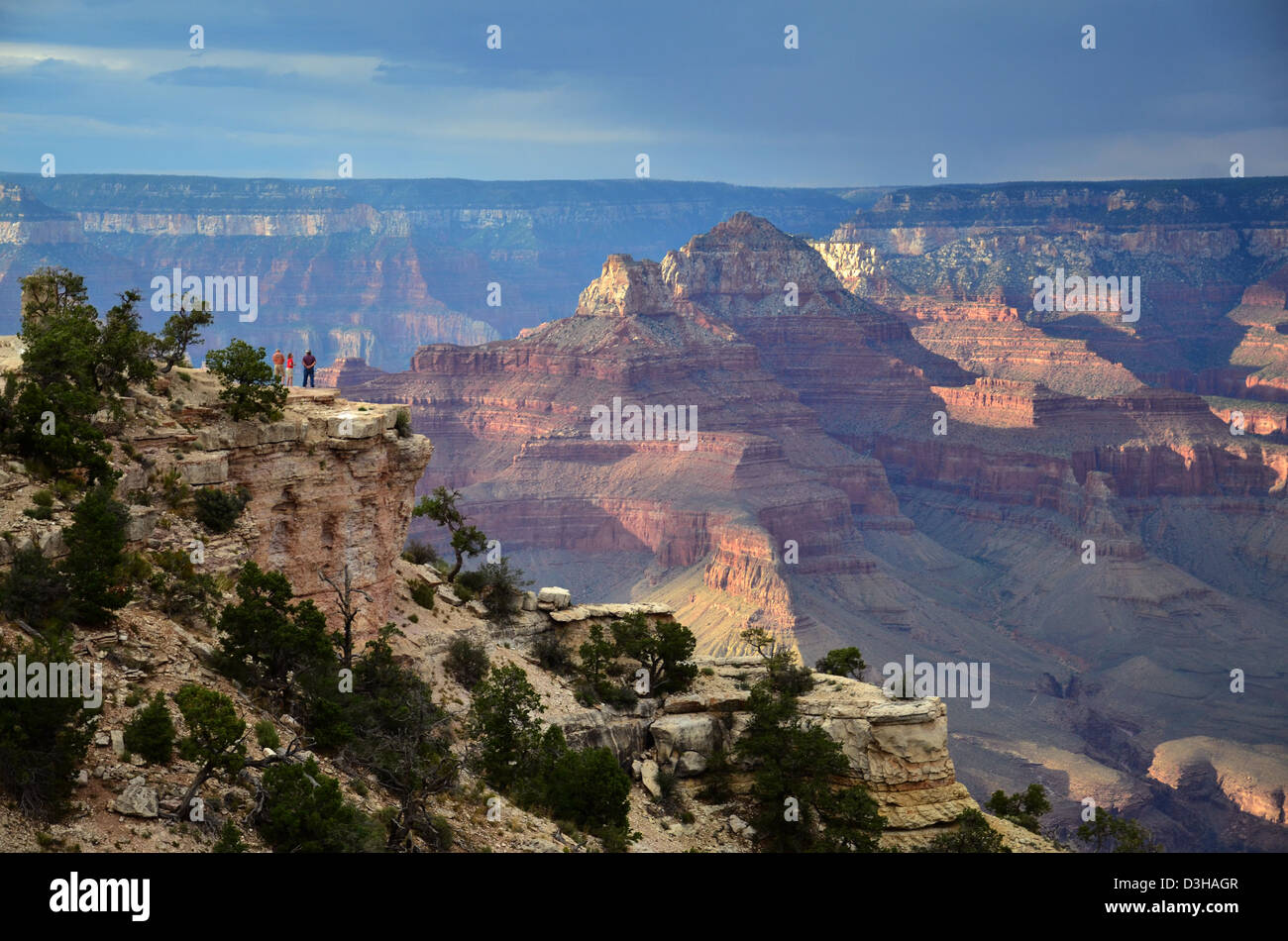Shoshone Point offers one of the most scenic overlooks on the South Rim ...