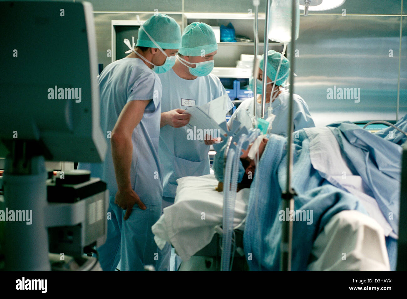 Analgesia device patient hi-res stock photography and images - Alamy