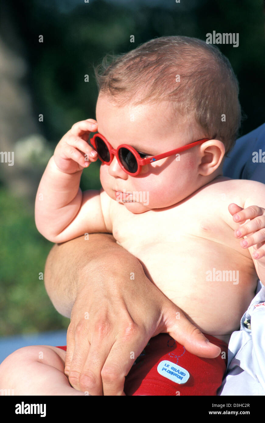 PHOTOPHOBIA IN AN INFANT Stock Photo - Alamy