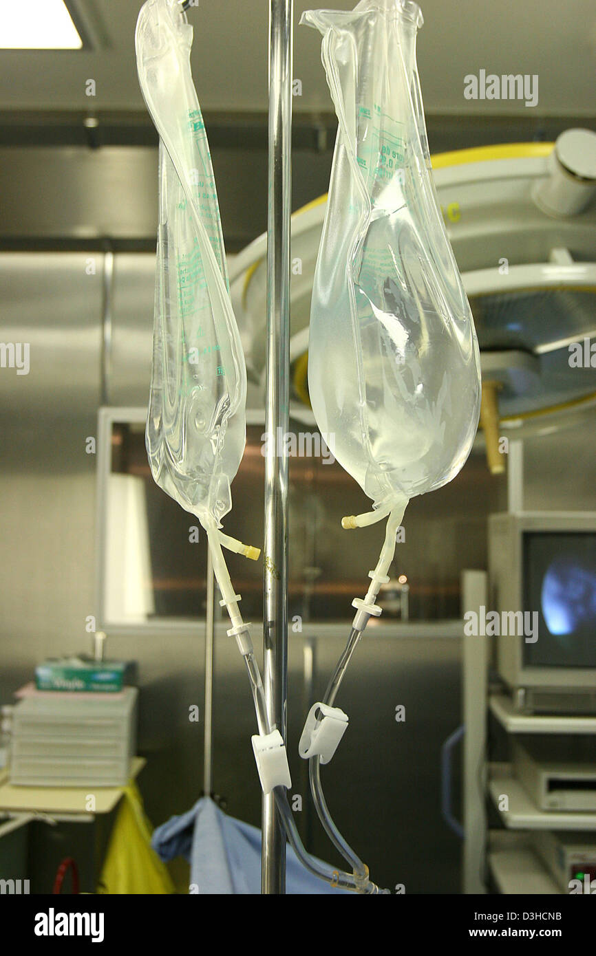 Infusion suite hi-res stock photography and images - Alamy