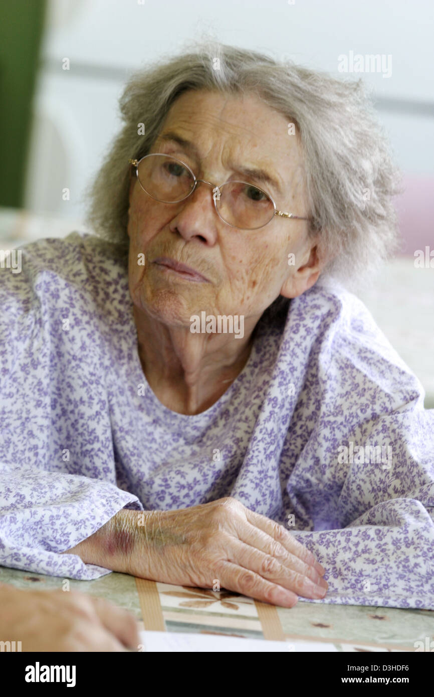 Genograms hi-res stock photography and images - Alamy