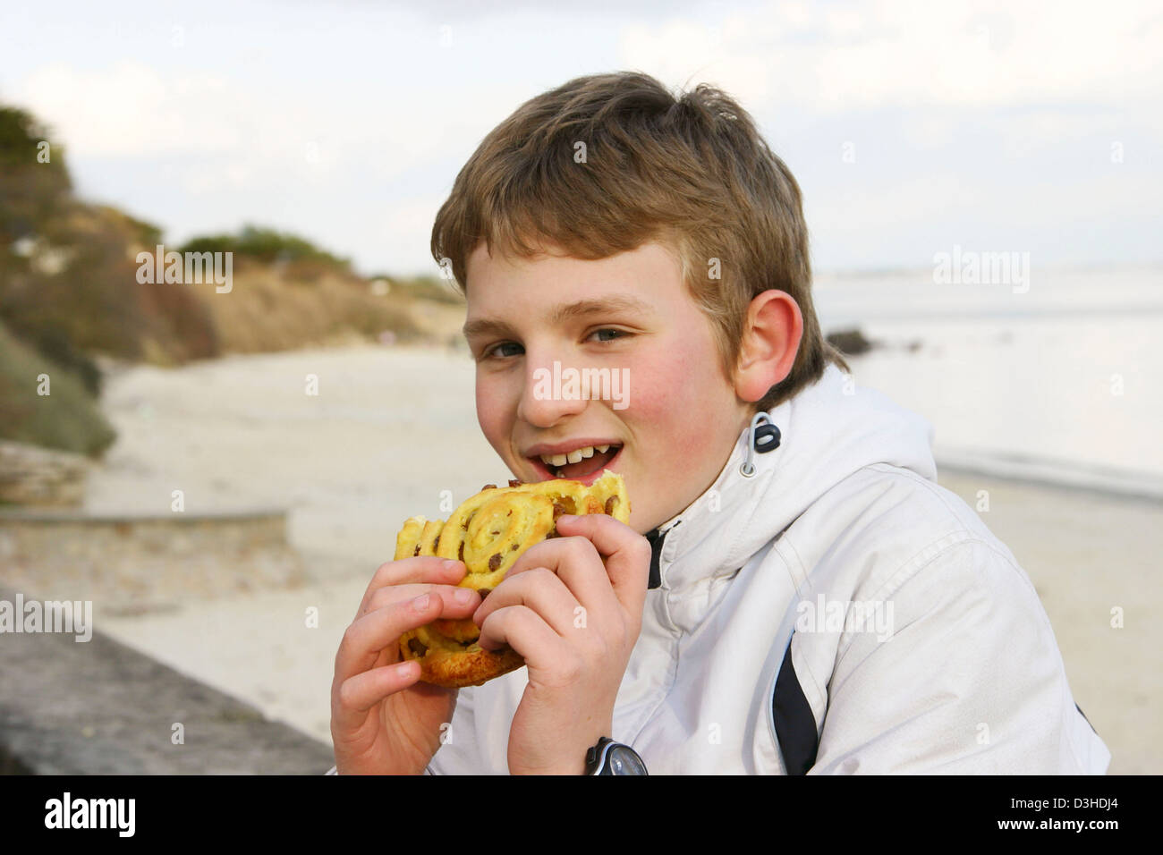 Snacking delight hi-res stock photography and images - Alamy