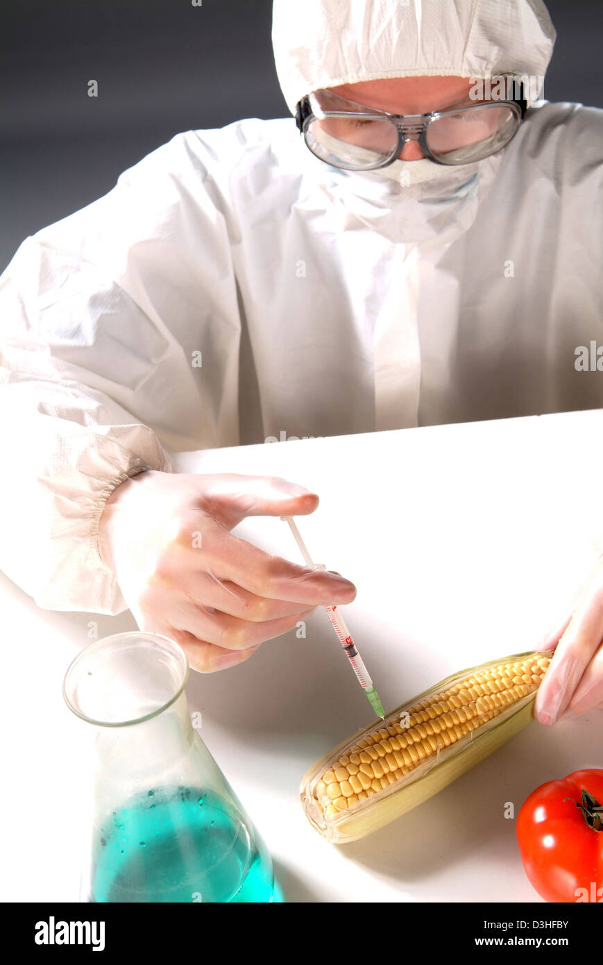 Gmo corn injection hi-res stock photography and images - Alamy