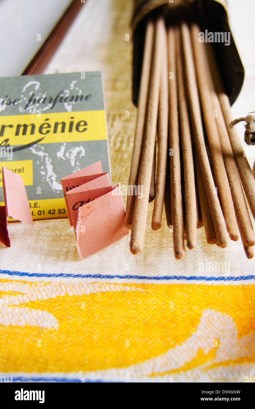 Incense paper hi-res stock photography and images - Alamy