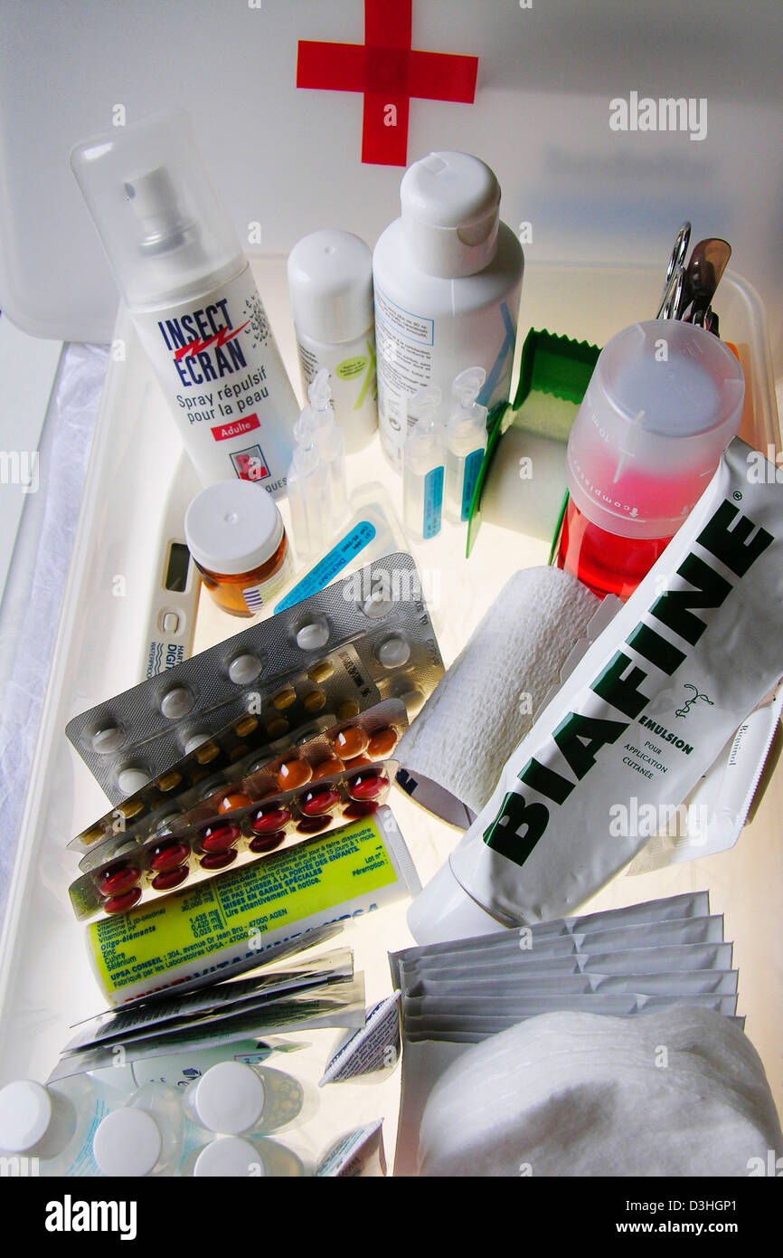 FIRST AID KIT Stock Photo - Alamy