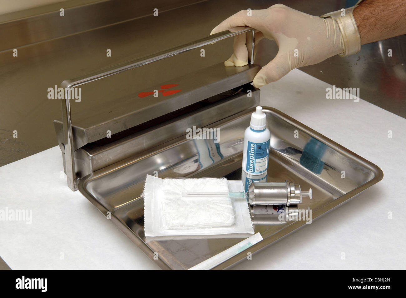 Radiotracers hi-res stock photography and images - Alamy