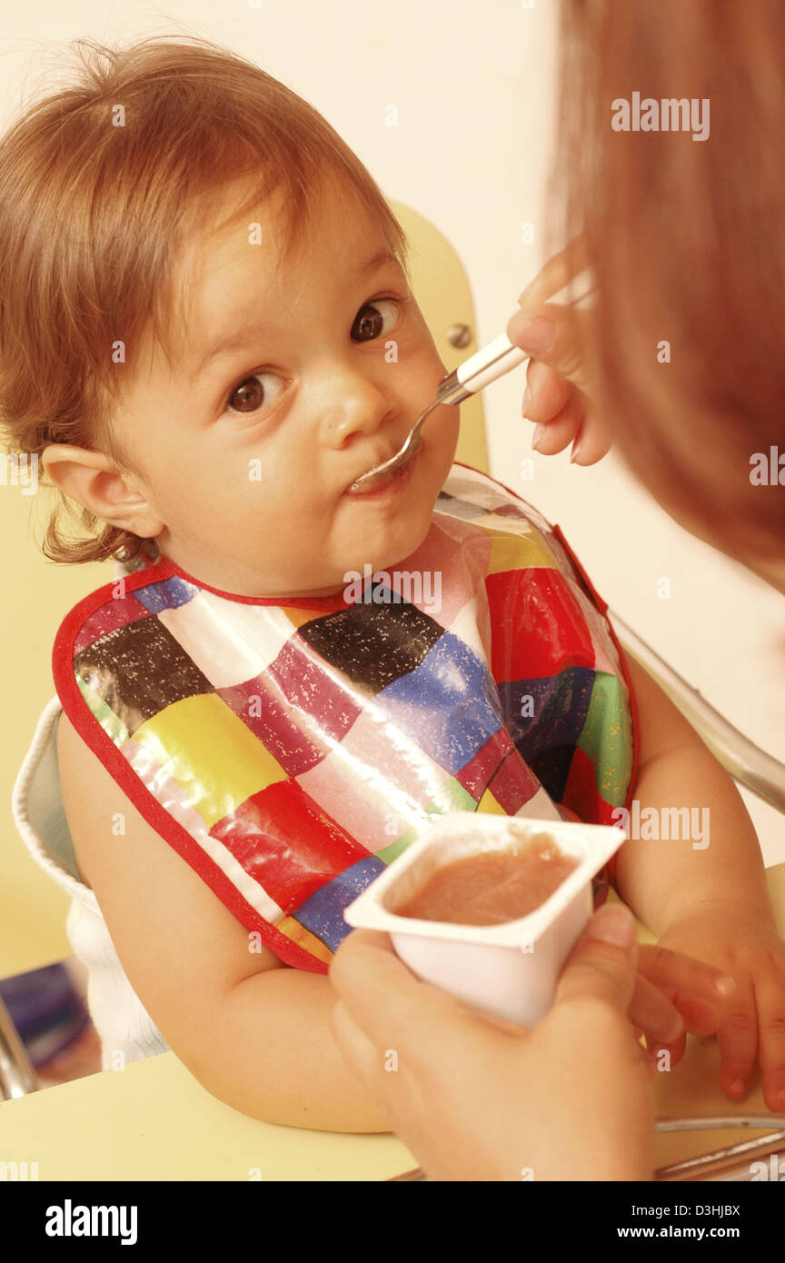 Child apple sweets hi-res stock photography and images - Alamy