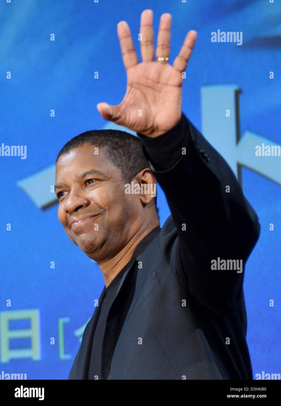 Denzel Washingtons Finger