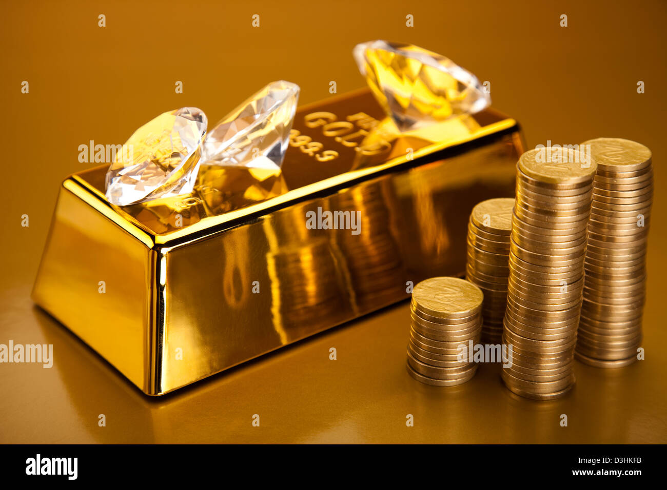 Diamond, money and gold Stock Photo - Alamy