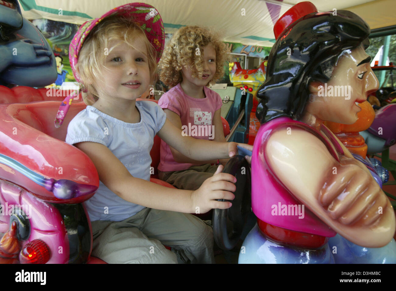 Family pastime and festivals hi-res stock photography and images - Alamy