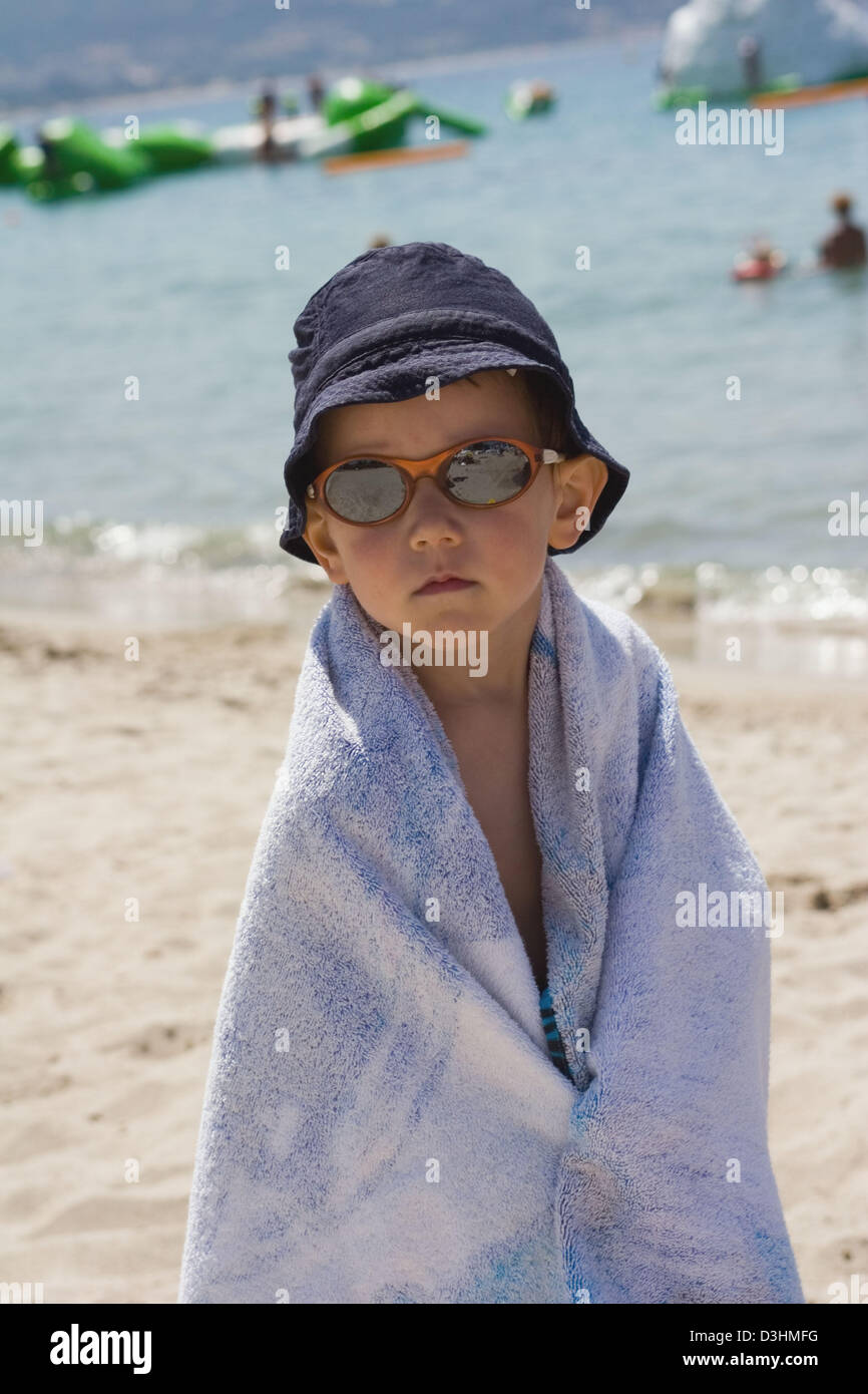 Photophobia Eye High Resolution Stock Photography and Images - Alamy