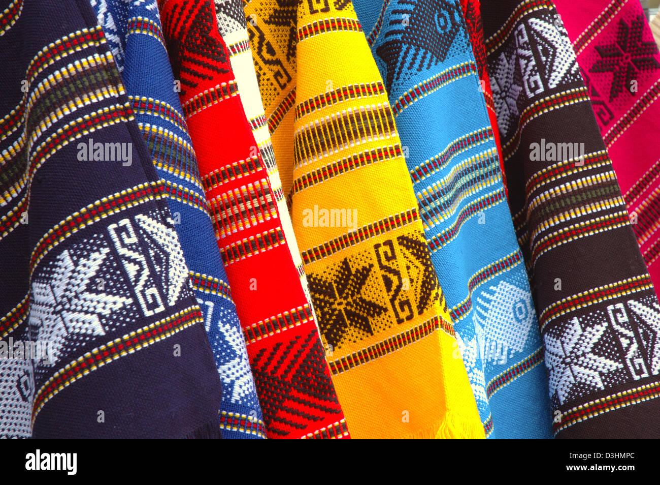 Mexican ponchos hi-res stock photography and images - Alamy