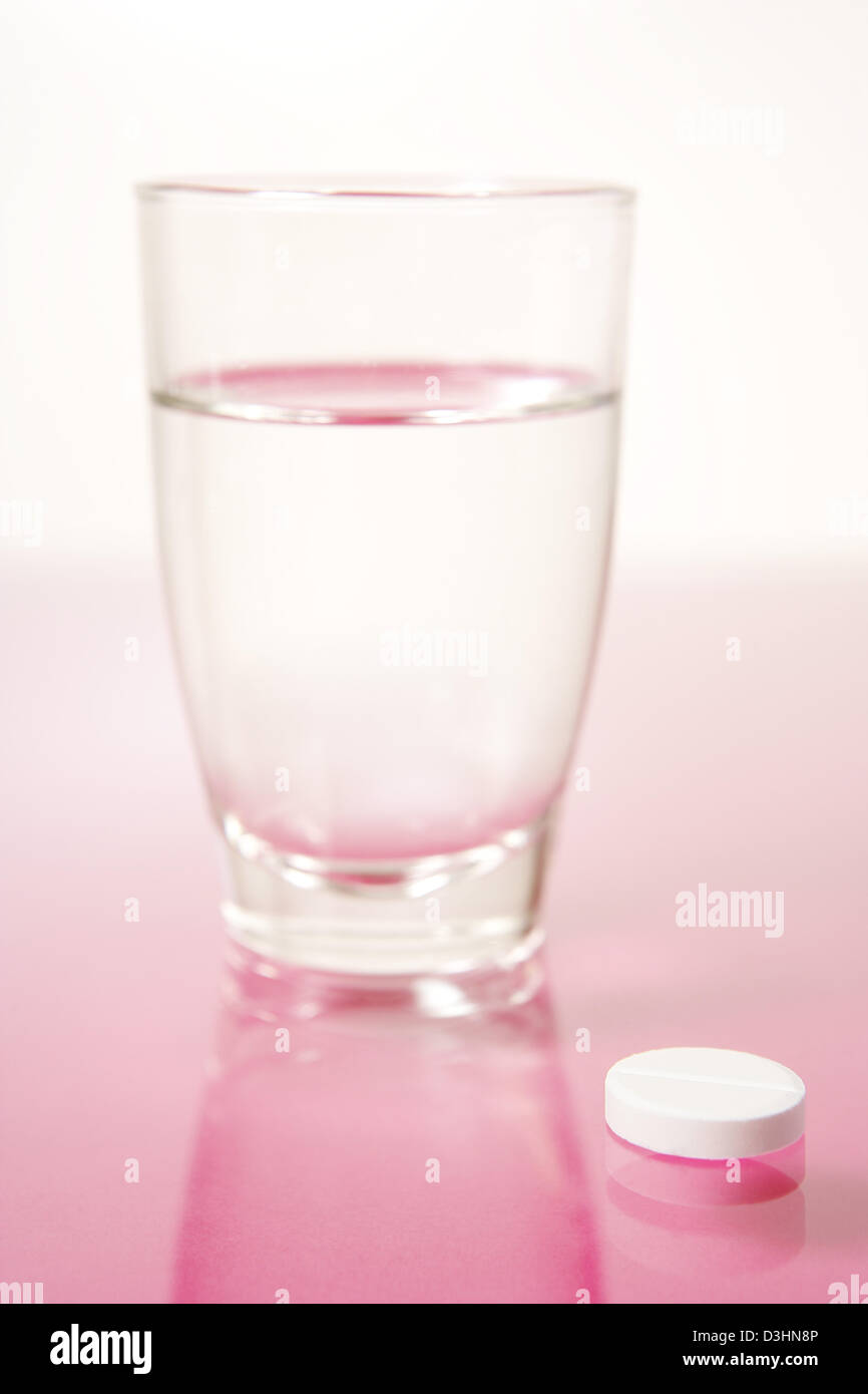 AN EFFERVESCENT TABLET Stock Photo - Alamy