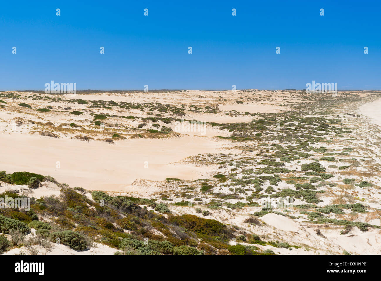 White stretch of sand hi-res stock photography and images - Alamy
