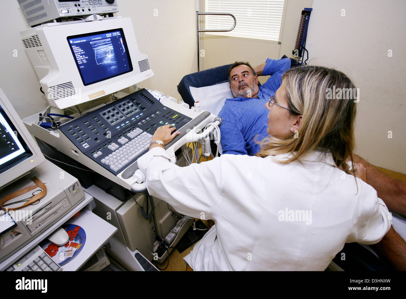 Doppler test vein hi-res stock photography and images - Alamy