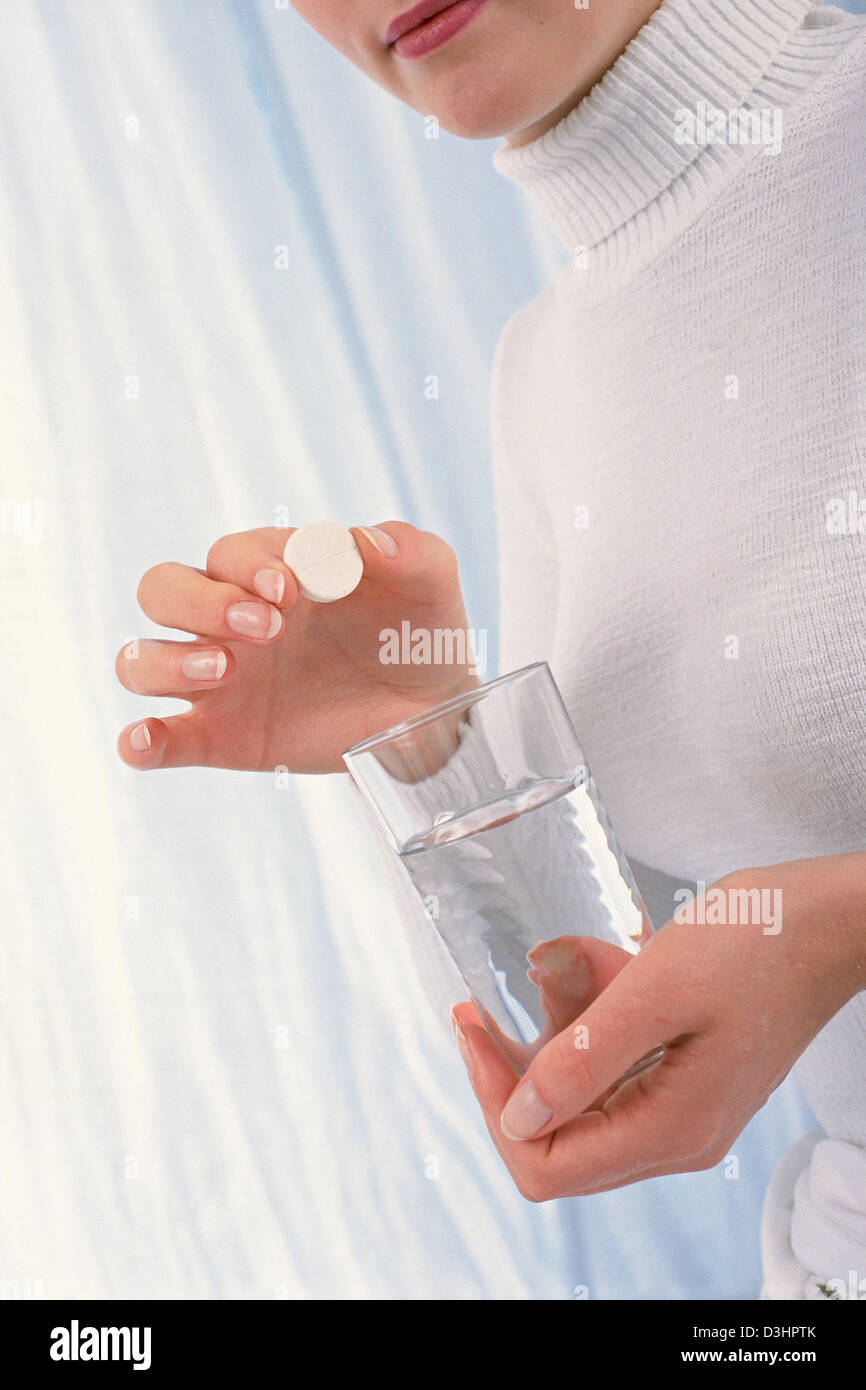 Painkiller effervescent tablet painkillers hi-res stock photography and ...