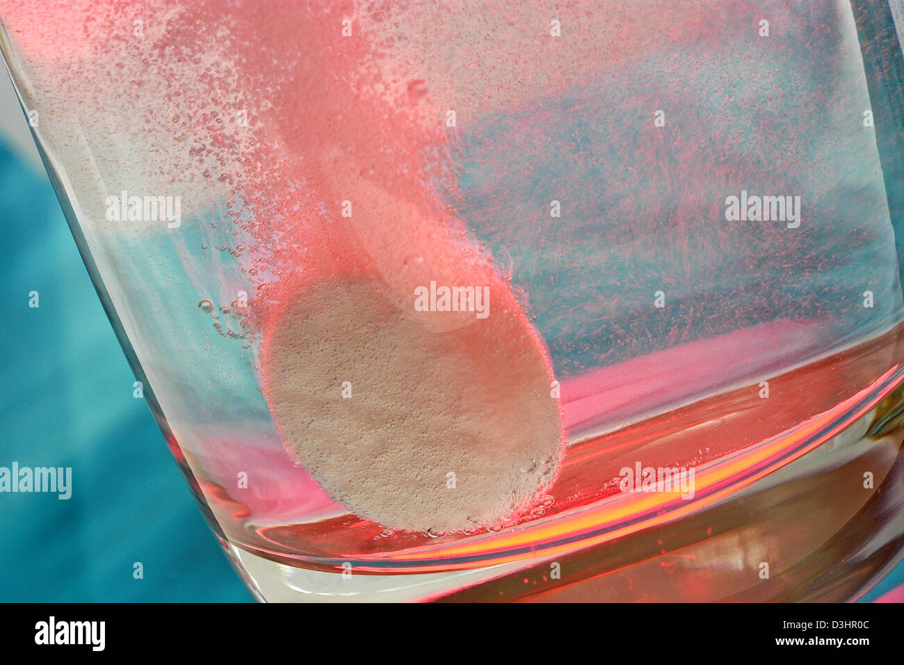AN EFFERVESCENT TABLET Stock Photo - Alamy