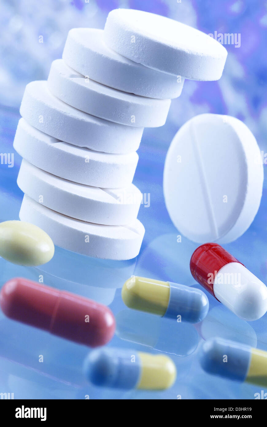 Life sciences drugs hi-res stock photography and images - Alamy