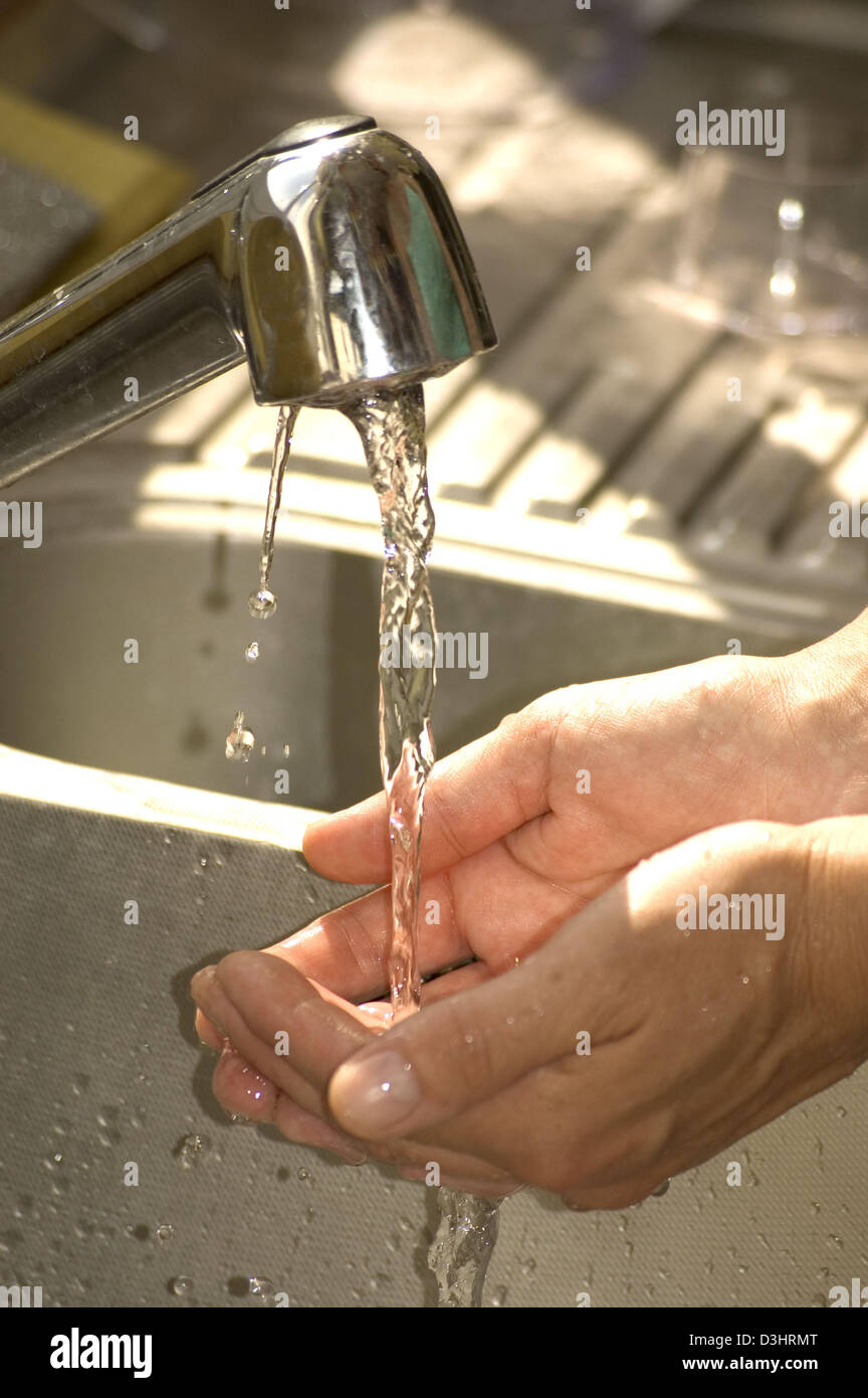 HAND WASHING, WOMAN Stock Photo - Alamy