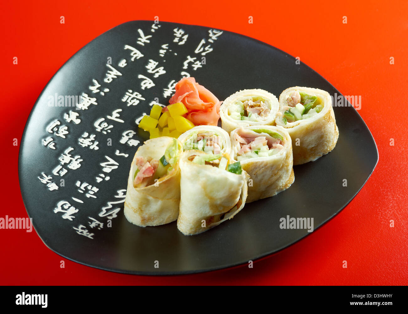 Chinese or Thai-style vegetable spring rolls Stock Photo - Alamy