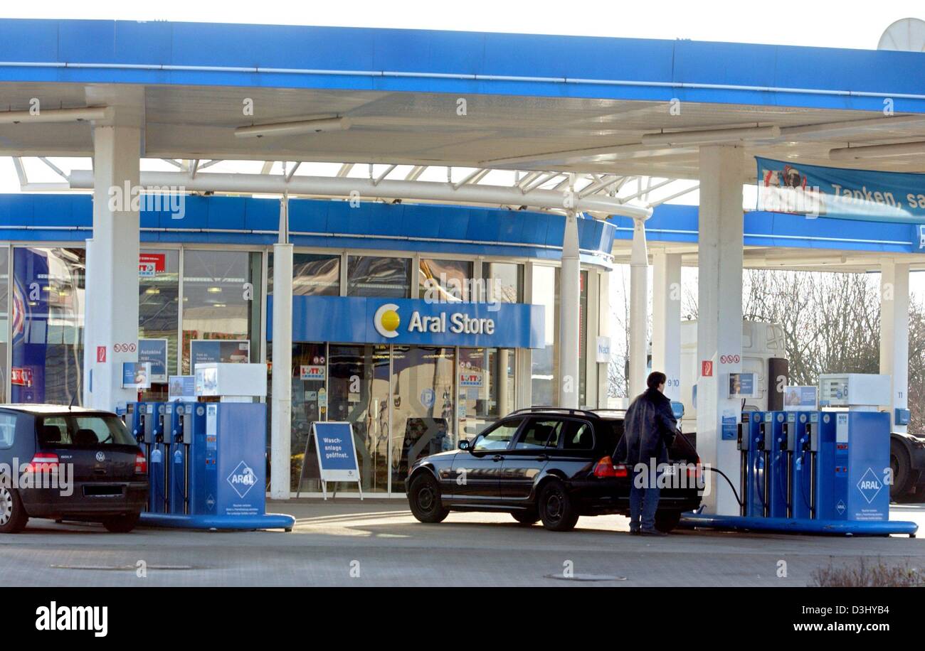Aral petrol station hi-res stock photography and images - Alamy